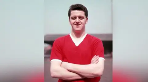 Barnsley: Bridge named after footballer Tommy Taylor killed in Munich crash