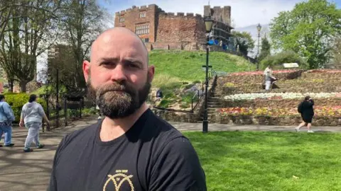 Fundraising drive in Tamworth for 'Staffordshire 3' memorial