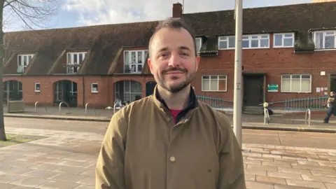 Stratford-upon-Avon residents react to Zahawi's Reform UK defection