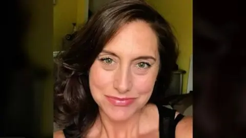 Sarah Wellgreen: Police renew appeal in search for woman's body