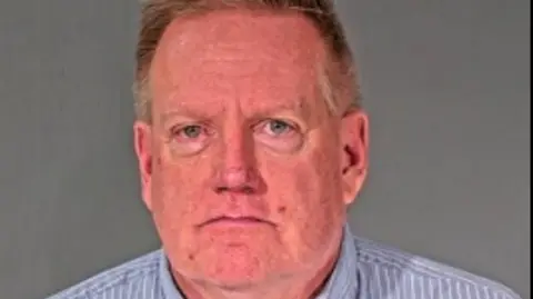 Wisconsin warden and eight prison workers arrested in death probe