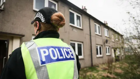 Police treating Dundee man's death as 'suspicious'