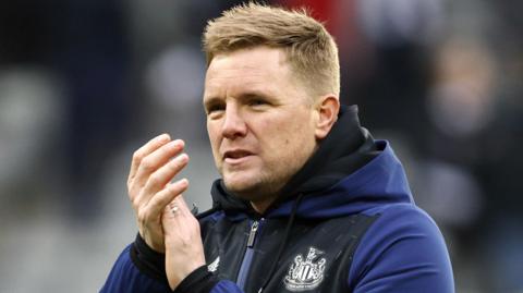 Newcastle: Howe 'rewards' players for good performances - BBC Sport