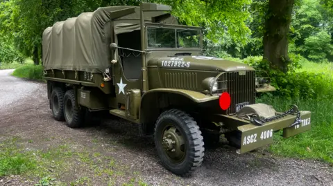 Ilkeston historian joins WW2 vehicle convoy for D-Day anniversary