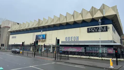 Brighton's Kingswest leisure site shuts due to building issues