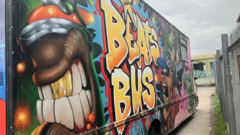 Hull Beats Bus looking to raise money for new vehicle