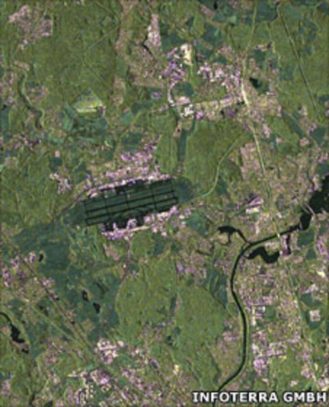 German TanDEM-X satellite returns first images - BBC News