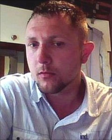 Family repeat sponsored walk after Buckley man's death - BBC News