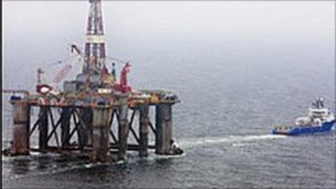 Falklands oil found by Desire Petroleum - BBC News