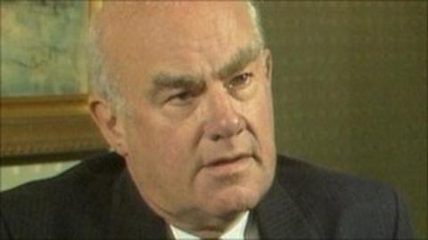 Judge James Pickles dies at 85 - BBC News