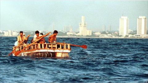 Fidel Castro: A life in pictures - BBC News