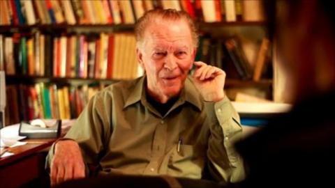 Gene Sharp: Author of the nonviolent revolution rulebook - BBC News