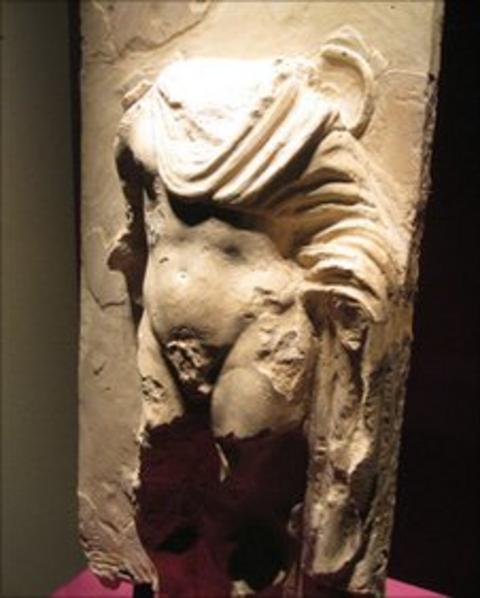 Afghan gold: How the country's heritage was saved - BBC News