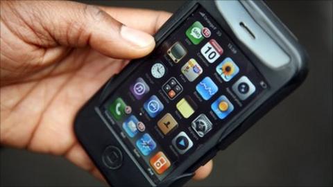 Mobile phone child health risk investigation - BBC News