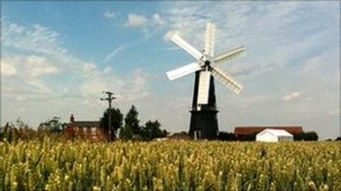 A windmill in Lincolnshire stars in new CBeebies series - BBC News