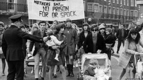 Dr Spock's Baby and Child Care at 65 - BBC News