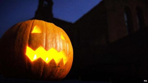 The history of Halloween - how it all started - BBC Newsround
