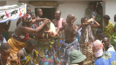 The reality of Voodoo in Benin - BBC News