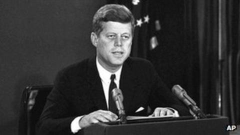 JFK mistress Mimi Alford reveals new details in book - BBC News