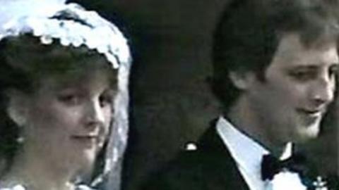 Arlene Fraser case: A wave - then a 14-year mystery - BBC News