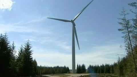 Scottish Renewables sector 'worth £2.8bn' of investment - BBC News