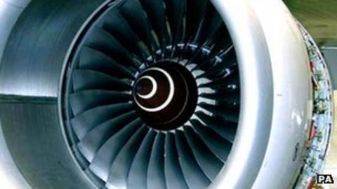 Rolls-Royce in bribery talks with Serious Fraud Office - BBC News