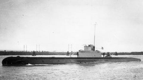 Dutch Navy to search for Dundee-based submarine lost in WWII - BBC News
