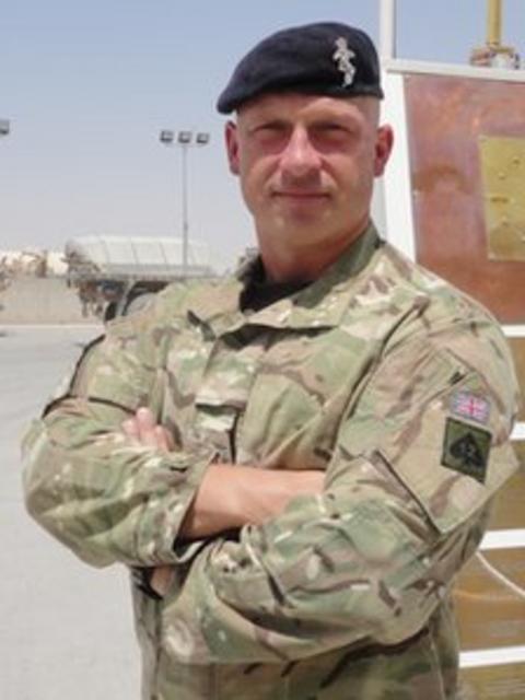 Afghan death soldier named as Sgt Jonathan Eric Kups - BBC News