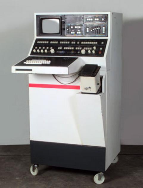 Wi-fi, dual-flush loos and eight more Australian inventions - BBC News