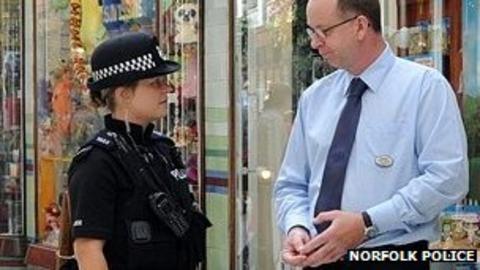 Norfolk police uniform shirts set for switch - BBC News