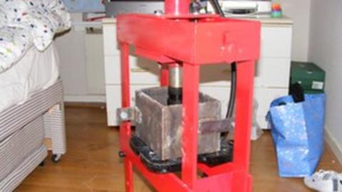 'Cocaine factory' dealers jailed after drugs worth millions seized ...