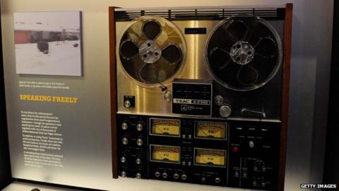 Should we be recording our phone calls? - BBC News