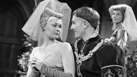 Medieval warfare had well-organised 'ransom market' - BBC News