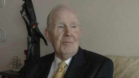 Sir George Quigley: Tributes after death of businessman - BBC News