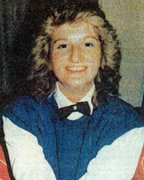 Debbie Linsley murder: Reward offer over 1988 train death - BBC News