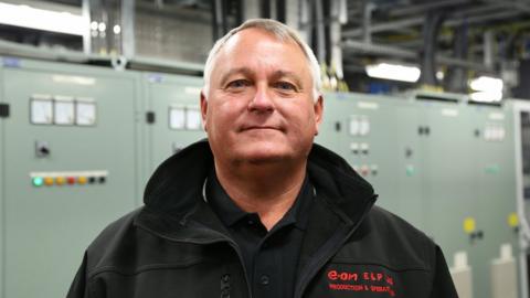 Life on the Babbage Southern North Sea gas platform - BBC News