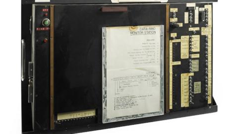 In pictures: How Cambridge Computer Lab changed the world - BBC News