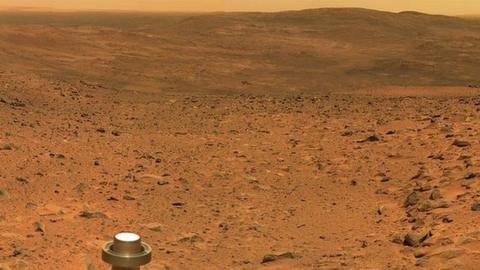 Early air points to cold, dry Mars - BBC News