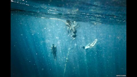 In pictures: The Moken - BBC News