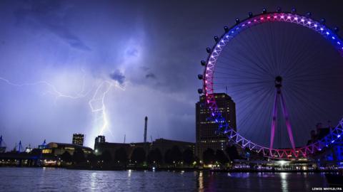 In Pictures: Stunning storms over England - BBC News