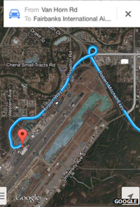 Apple Maps flaw results in drivers crossing airport runway - BBC News