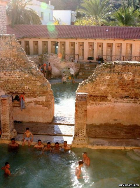 A Roman bathhouse still in use after 2,000 years - BBC News