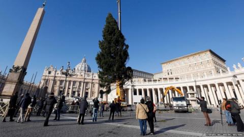 Day in pictures: 5 December 2013 - BBC News