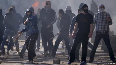 Bosnian protests: A Balkan Spring? - BBC News