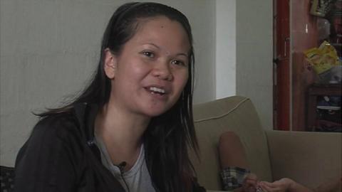 How do Singapore's poor families get by? - BBC News