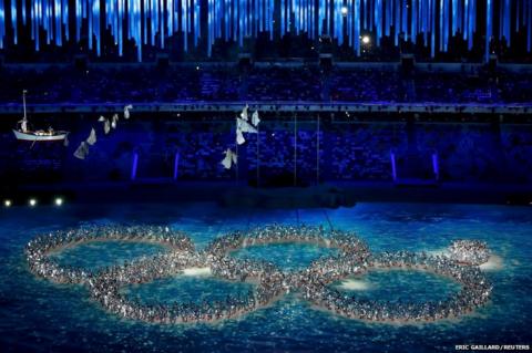 Week in pictures: 22-28 February 2014 - BBC News