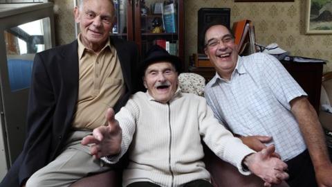 150 years of Belfast's Jewish community - BBC News