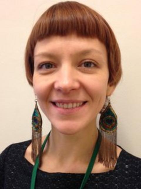 Online students can't help being sociable - BBC News