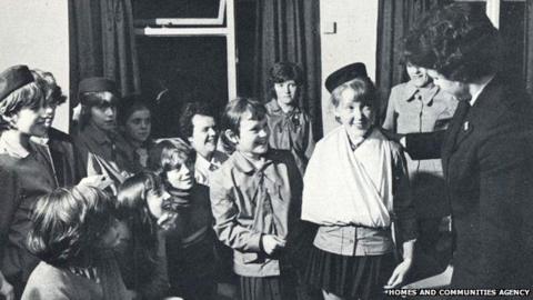 'New town' Runcorn celebrates 50th birthday - BBC News