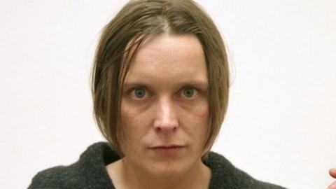 Threadneedle Prize: Tina Jenkins wins £20,000 award - BBC News